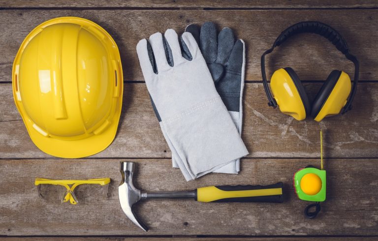 4 Common Construction Hazards and How To Deal With Them - USA Projects